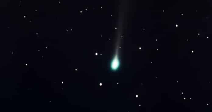 Descubren el Cometa C/2025 R2 Swan: Un Fenómeno Astronómico Único Cada ...