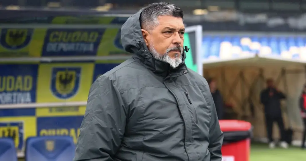UdeC pierde a su segundo DT: Leonardo Ramos parte a Danubio - El ...